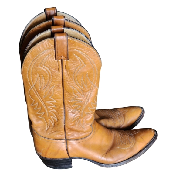 Justin Boots | Shoes | Vintage Justin 332 Cowboy Boots 12aa Tan Leather ...